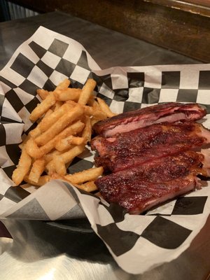 CHECKERED PIG BBQ & RIBS - 48 Photos & 79 Reviews - 155 Crown Dr ...