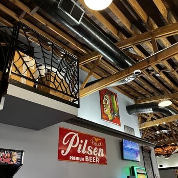 HOPPY PIG - Updated January 2026 - 135 Photos & 207 Reviews - 135 N ...