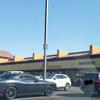 OUTLETS AT BARSTOW - Updated December 2025 - 245 Photos & 116 Reviews ...