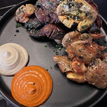 MALAMA PONO RESTAURANT - 1168 Photos & 638 Reviews - 13355 Ventura Blvd ...