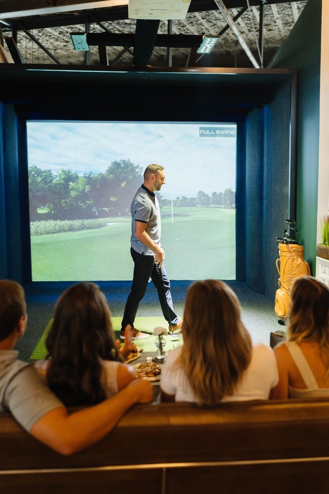 FORE SCORE A GOLF TAVERN - Updated July 2024 - 153 Photos & 39 Reviews ...