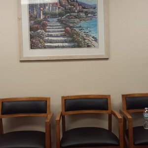 KENNETH H FARRELL, MD - Updated December 2025 - 35 Reviews - 6405 N ...