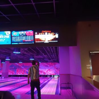 TRIANGLE SQUARE - Updated November 2025 - 93 Photos & 73 Reviews - 1870 ...