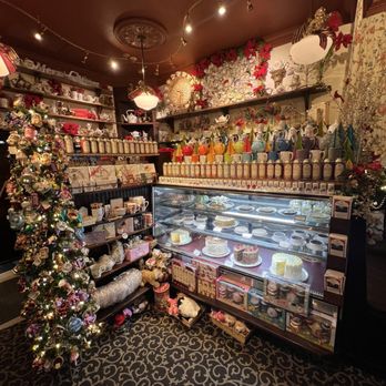 QUEEN MARY TEA ROOM - 739 Photos & 424 Reviews - 2912 NE 55th St ...