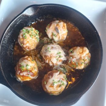 800 MAPLE - Updated February 2025 - 215 Photos & 214 Reviews - 800 ...