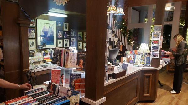 THE BOOK LOFT - Updated January 2026 - 54 Photos & 35 Reviews - 214 ...