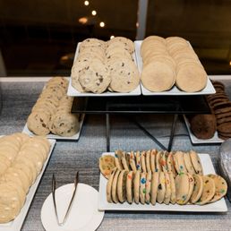 DIDDY RIESE COOKIES - Updated May 2025 - 3426 Photos & 5907 Reviews ...