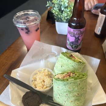 SWEET CRAVINGS BAKERY + BISTRO - Updated May 2025 - 439 Photos & 728 ...