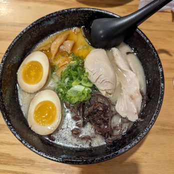 TANOSHII RAMEN - Updated August 2024 - 282 Photos & 173 Reviews - 7718 ...