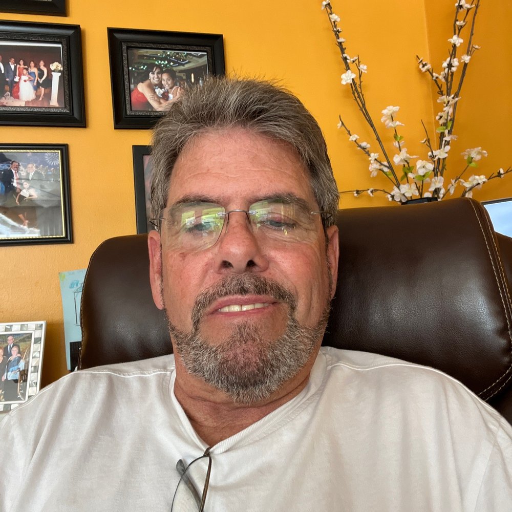 Charlie Dry's Instagram, Twitter & Facebook on IDCrawl