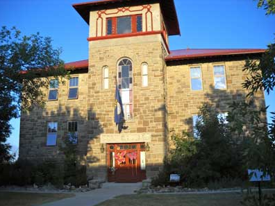 STONE SCHOOL INN BED & BREAKFAST - Updated September 2025 - 820 3rd St ...