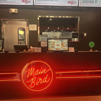 MAIN BIRD HOT CHICKEN - MONTROSE - Updated May 2025 - 312 Photos & 323 ...