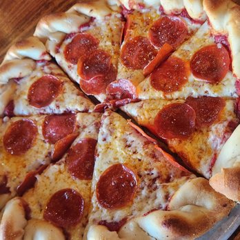 WILD GARLIC PIZZA & PUB - Updated January 2025 - 298 Photos & 408 ...