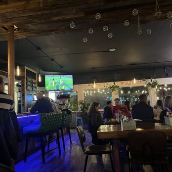 ELEMENTS EATERY & BAR - Updated December 2025 - 501 Photos & 466 Reviews - 3310 Lake Tahoe Blvd ...