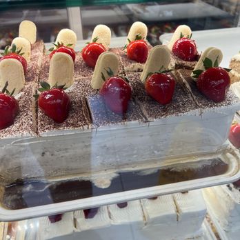 ELI’S BAKERY CAFE - Updated December 2025 - 28 Photos & 24 Reviews ...