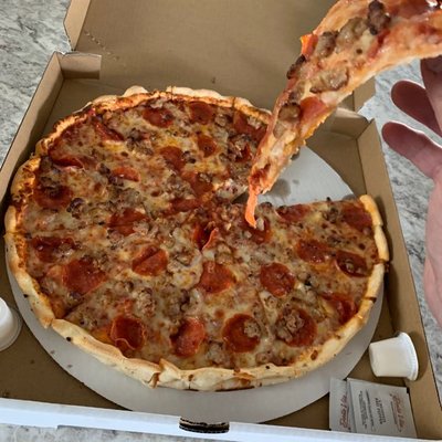 VILLAGE INN PIZZA - Updated July 2025 - 14 Photos - 2455 Central Ave ...