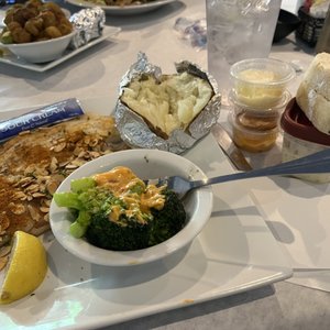 THE FISH MARKET RESTAURANT - 149 Photos & 116 Reviews - 1681 Hwy 31 ...