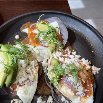 TORO - Updated January 2025 - 681 Photos & 298 Reviews - 150 Clayton Ln ...