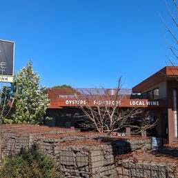 HANDLINE - Updated December 2025 - 650 Photos & 742 Reviews - 935 ...