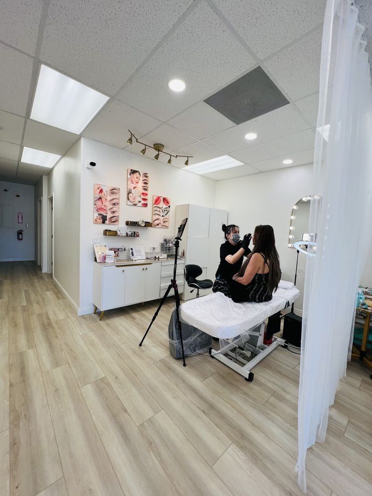 FLORAE STUDIO - Updated December 2025 - Request an Appointment - 27 Photos - 815 Soquel Ave ...
