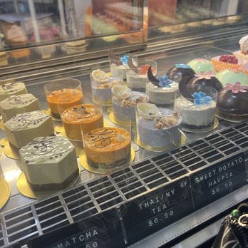 TINY PYRAMID - Updated December 2024 - 3210 Photos & 480 Reviews - 560 ...