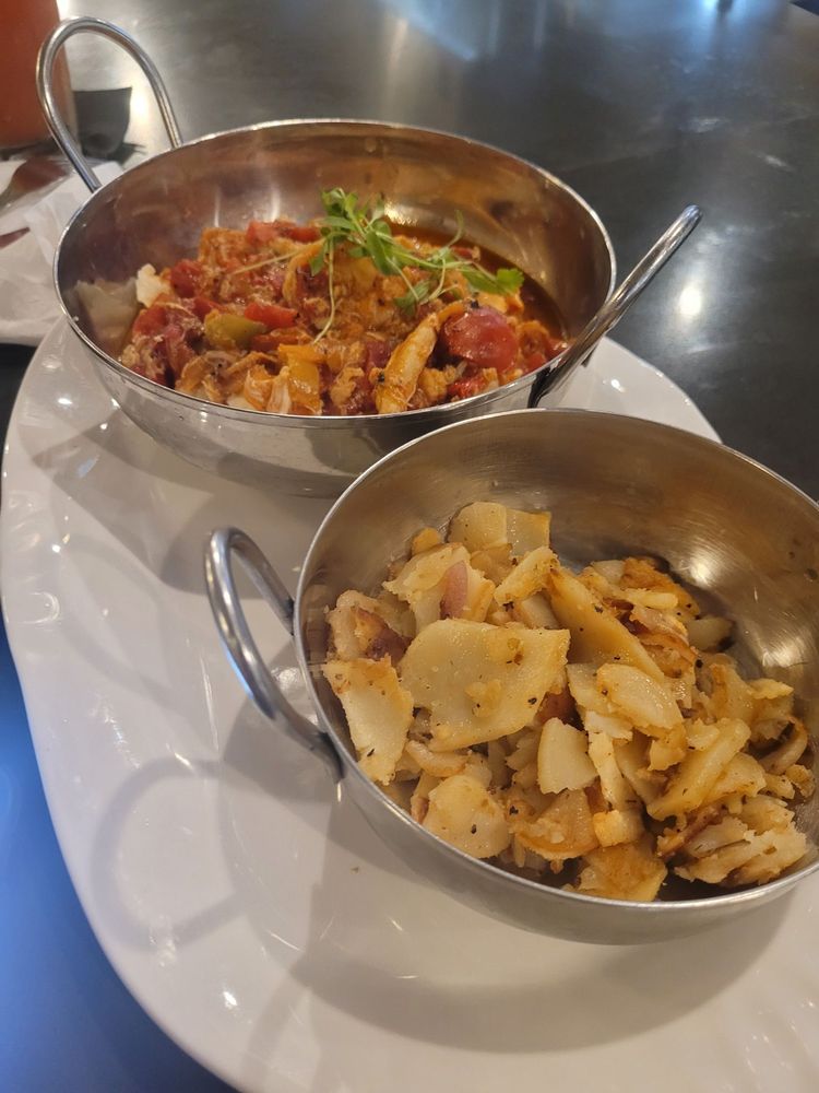 TOAST AND TAP - Updated November 2024 - 413 Madison Ave, Toledo, Ohio ...