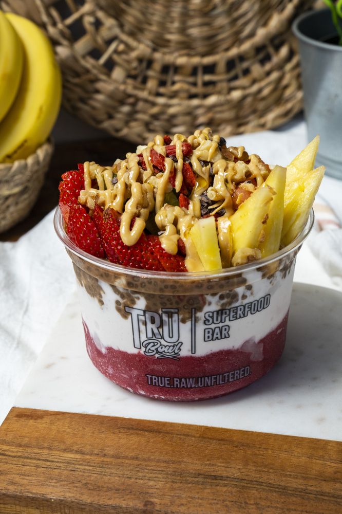 TRU BOWL SUPERFOOD BAR - MONTEBELLO - 68 Photos & 29 Reviews - 1467 N ...