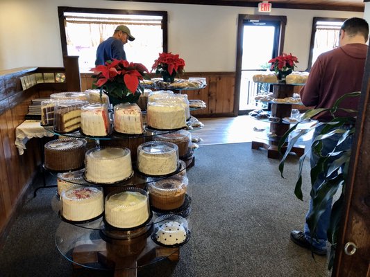 YODER’S DEITCH HAUS - 90 Photos & 79 Reviews - 5252 Hwy 26 E, Montezuma ...