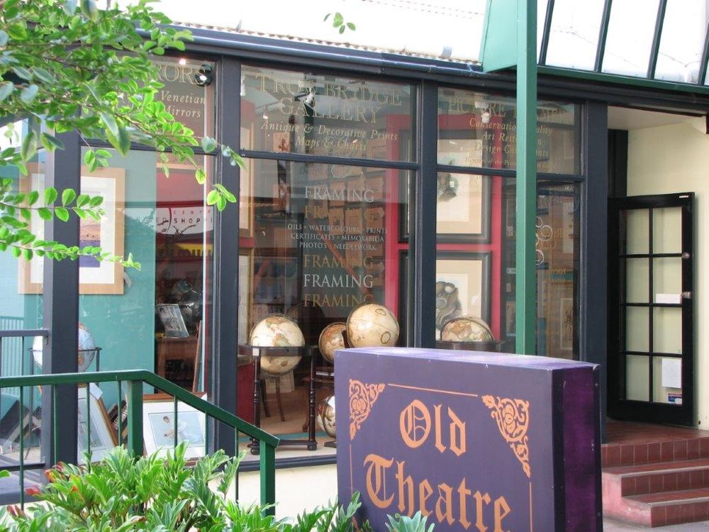TROWBRIDGE GALLERY - 52F Old Theatre Ln, Claremont Western Australia ...