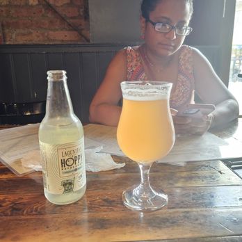 PIECE BREWERY AND PIZZERIA - Updated December 2024 - 1519 Photos & 3909 ...