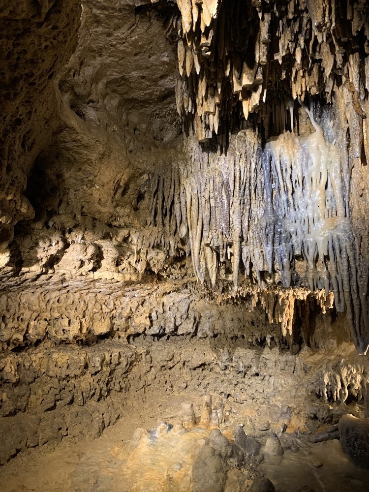 CAVE OF THE MOUNDS - 454 Photos & 98 Reviews - 2975 Cave Of The Mounds ...