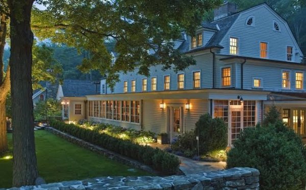 BEDFORD POST TAVERN - Updated December 2024 - 10 Reviews - 954 Old Post ...