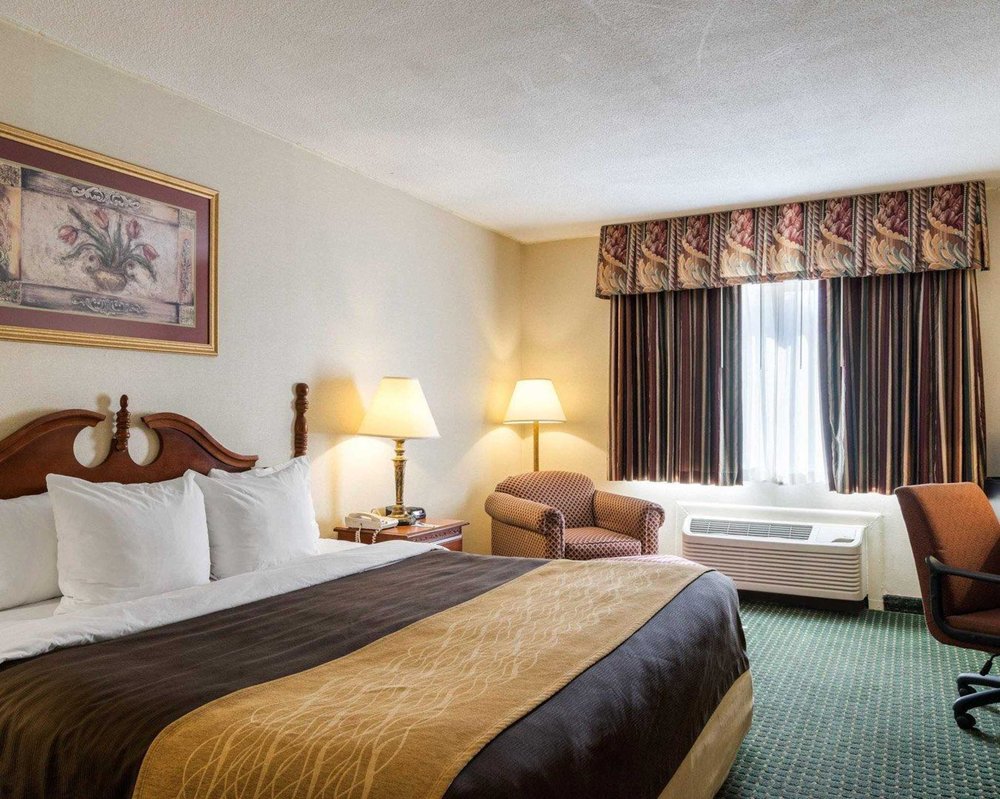 COMFORT INN RED HORSE FREDERICK - Updated August 2024 - 19 Photos & 22 ...