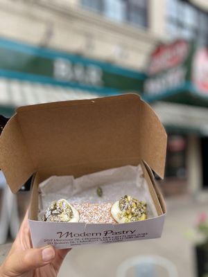 MODERN PASTRY SHOP - 3330 Photos & 2509 Reviews - 257 Hanover St ...