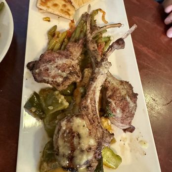 SAMOS RESTAURANT - Updated June 2025 - 372 Photos & 600 Reviews - 600 ...