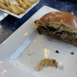 BLU BURGER GRILLE - Updated November 2025 - 202 Photos & 415 Reviews ...