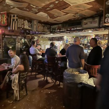 CHART ROOM - Updated December 2025 - 33 Photos & 48 Reviews - 1 Duval ...