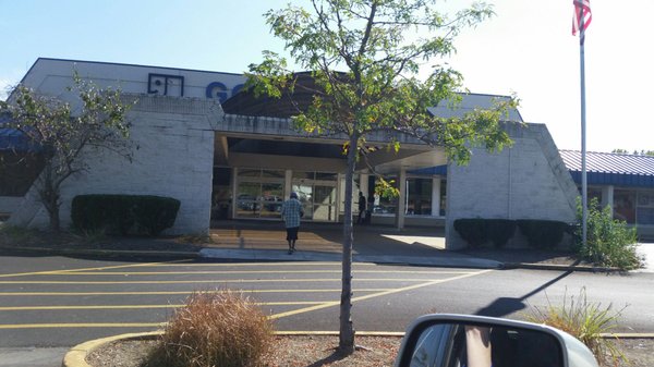 GOODWILL INDUSTRIES - 17 Reviews - 570 E Waterloo Rd, Akron, Ohio ...