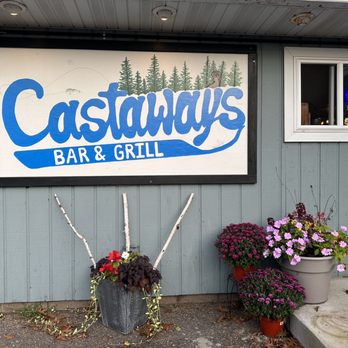 CASTAWAYS BAR & GRILL - Updated July 2025 - 11 Photos - 1315 S Tomahawk ...