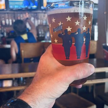 UNION PUB - Updated December 2025 - 209 Photos & 429 Reviews - 201 ...