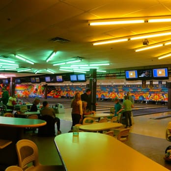 ED’S BOWLING - Updated April 2025 - 43 Photos & 48 Reviews - 8882 170 ...