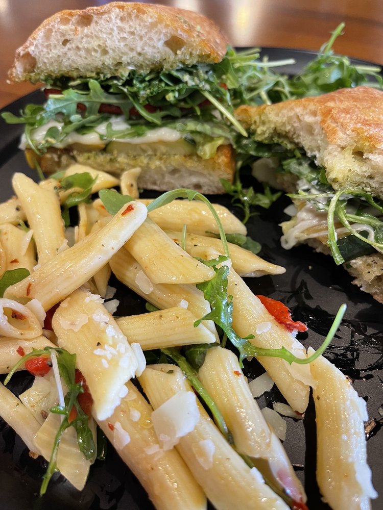 VILLAGE ROOTS DELI & TAPROOM - 48 Photos & 21 Reviews - 136 N Main Ave ...