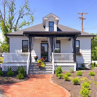 SOHO LUXURY EXCHANGE - 52 Photos & 29 Reviews - 32 E Olentangy St ...