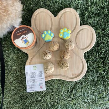 THE DOGGIE EXPRESS - Updated September 2024 - 115 Photos & 28 Reviews ...