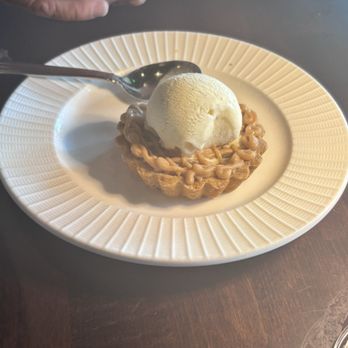 APERO - Updated January 2026 - 42 Photos & 16 Reviews - 2252 Tower Dr ...