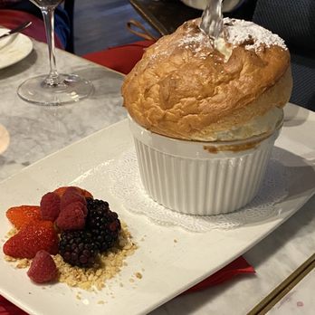 TOULOUSE CAFÉ AND BAR - Updated June 2024 - 955 Photos & 824 Reviews ...