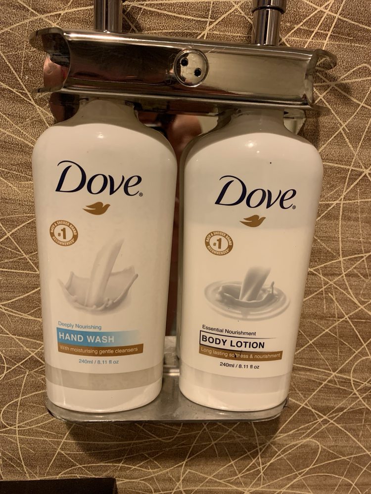 HOLIDAY INN EXPRESS & SUITES PEEKSKILL-LOWER HUDSON VALLEY - Updated ...