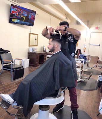 LOSO’S BARBER SHOP - Updated November 2025 - 12 Photos - 1549 N Main St ...