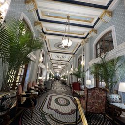 ROUND ROBIN BAR - Updated July 2025 - 230 Photos & 216 Reviews - 1401 ...