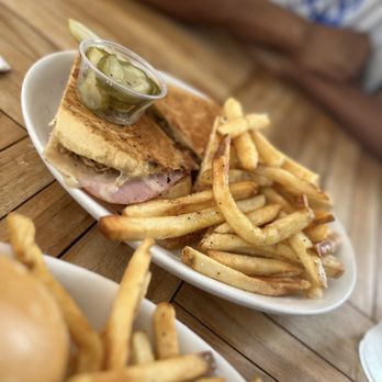 Best Restaurants near PPL Center in Allentown, PA - Yelp